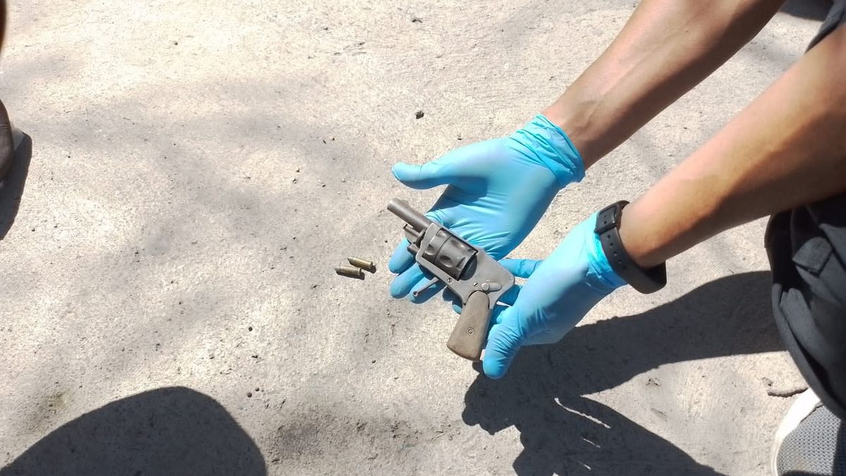 Robó a punta de revólver y lo encontraron caminando por Rawson