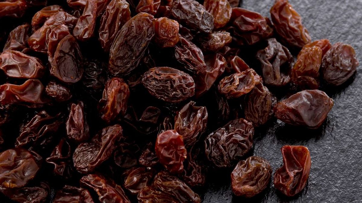 Los beneficios de consumir pasas de uvas