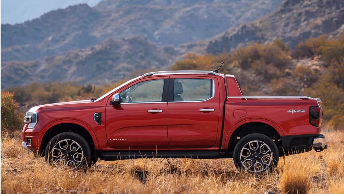 Cuál es la famosa pick up que se llevó el premio Auto del año 2024