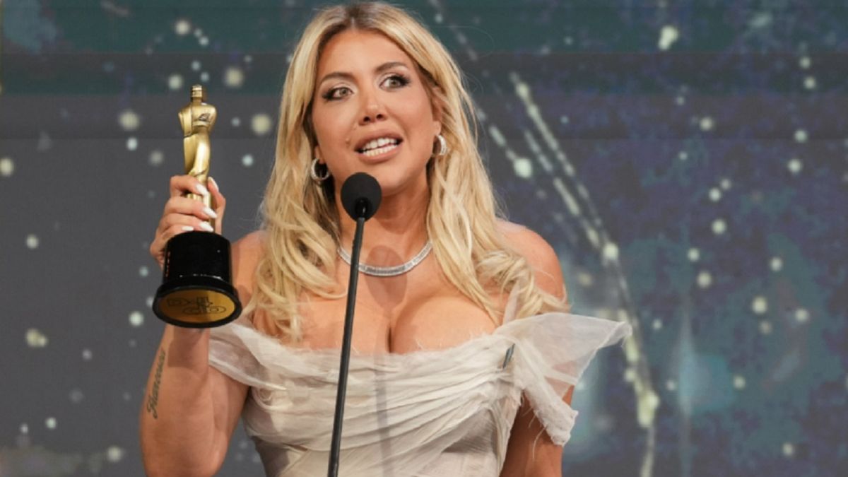 La advertencia de Wanda Nara tras la polémica por su Martín Fierro