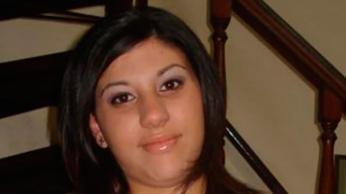 Femicidio de Julieta Mena: Intentan acusar al novio por el aborto de su ...