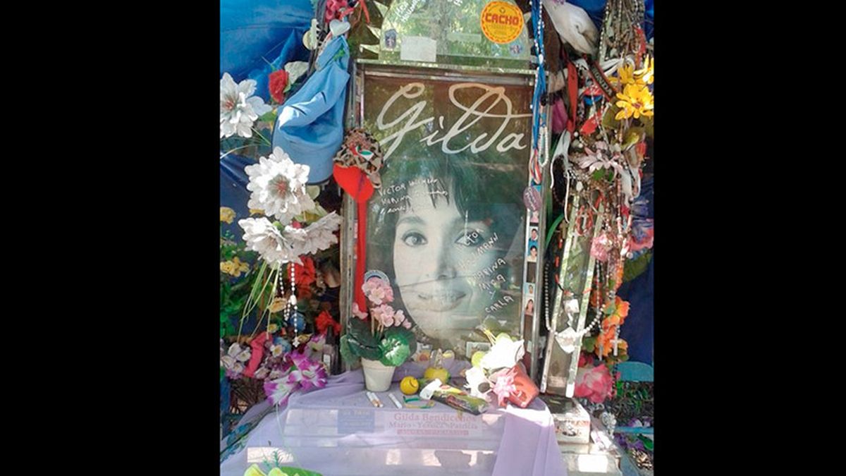 A 20 años de la muerte de Gilda, se levantó polémica por su santuario