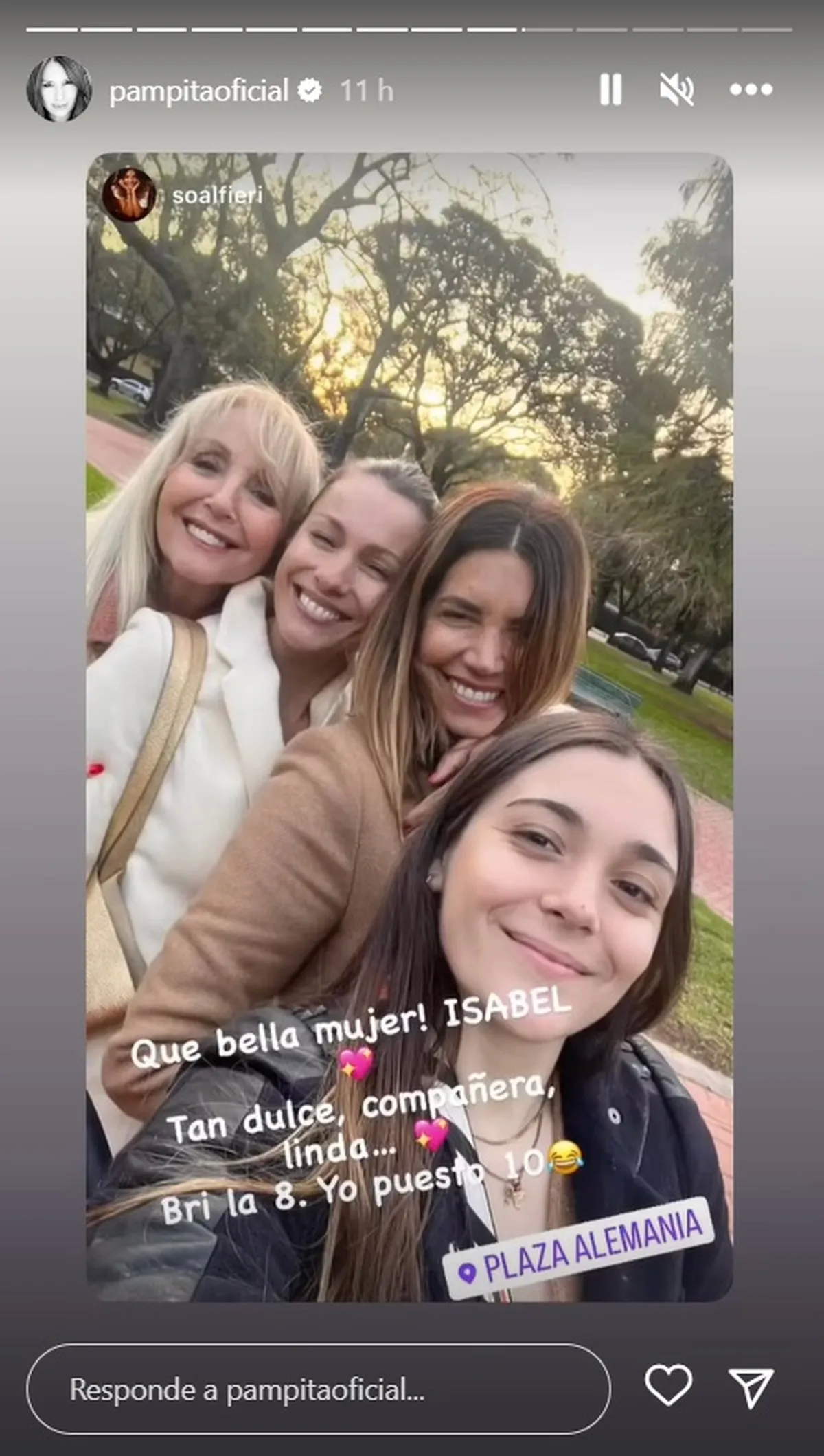 Pampita se reencontró con la mamá de Benjamín Vicuña