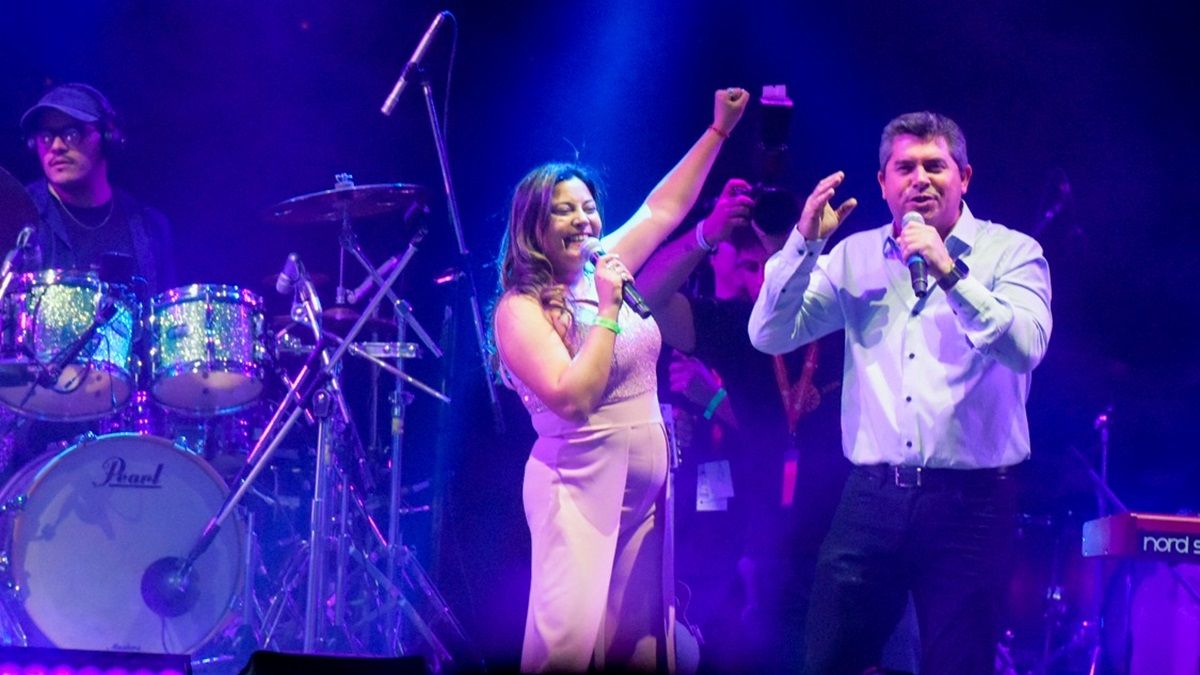 Orrego sorprendió al público en la FNS 2024 con su interpretación musical