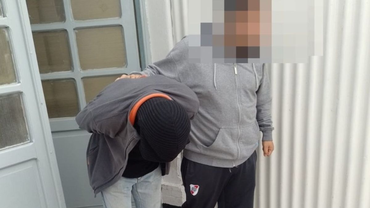 Robaba a los autos estacionados en su cuadra y fue detenido
