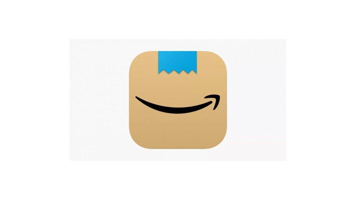 Amazon cambió su logo por el parecido que tenía a Hitler