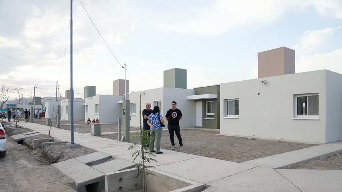 IPV: conocé cuándo es la próxima entrega de viviendas