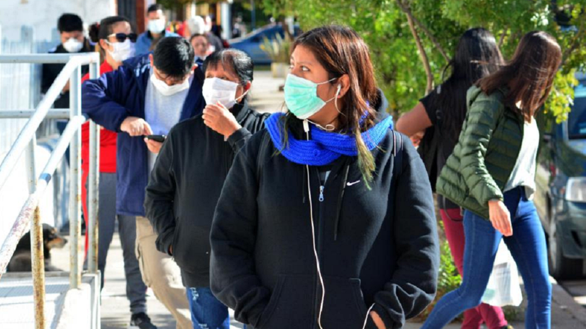 Covid-19: en una semana, bajaron un 11% los casos en el país Covid-19: en una semana, bajaron un 11% los casos en el país