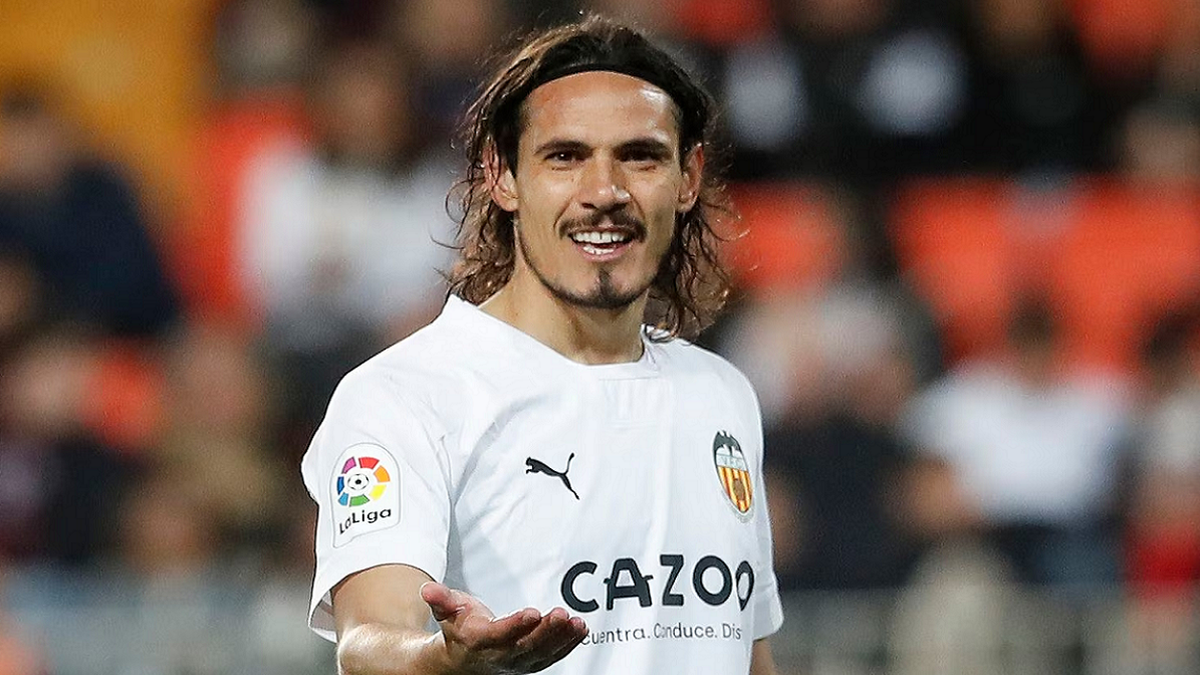 Cavani negocia su salida de Valencia y Boca se ilusiona