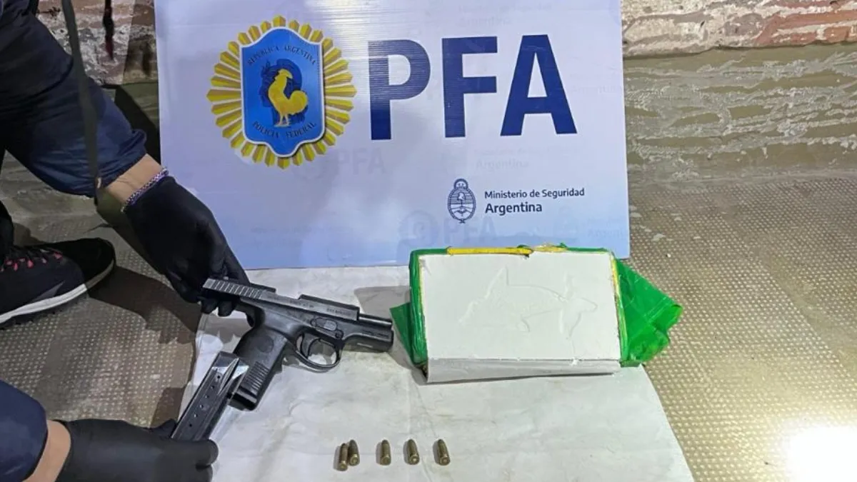 En Chimbas, una pareja cayó con un kilo de cocaína y un arma de fuego