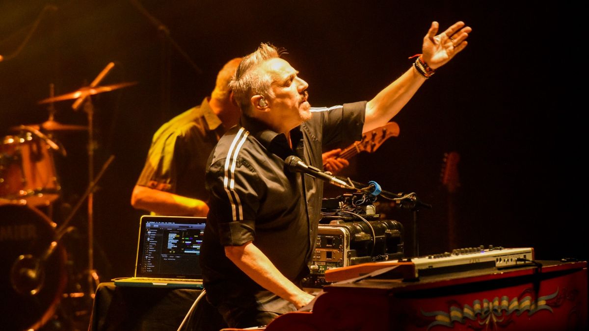 Lerner pasó por San Juan, reflexionó sobre la guerra en Israel y mandó ...