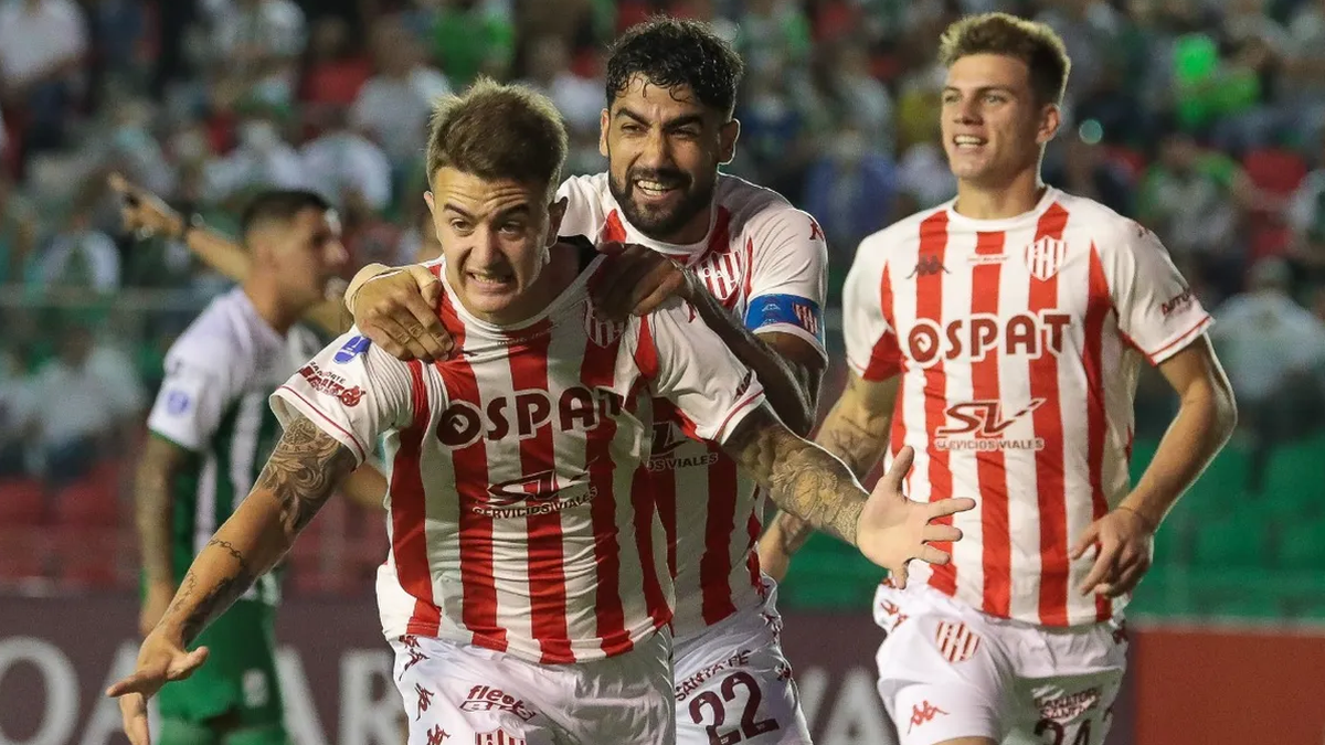 Unión de Santa Fe juega en Uruguay por la Copa Sudamericana