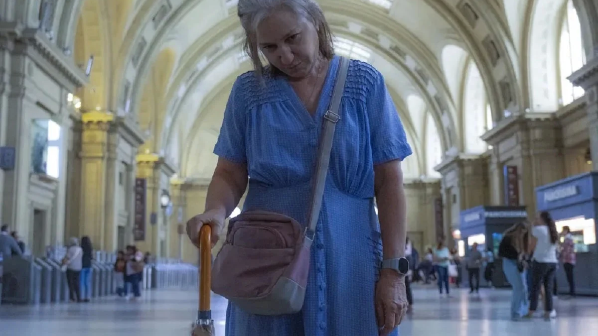 Elena sabe: Qué dice la crítica sobre la película argentina que llegó a ...