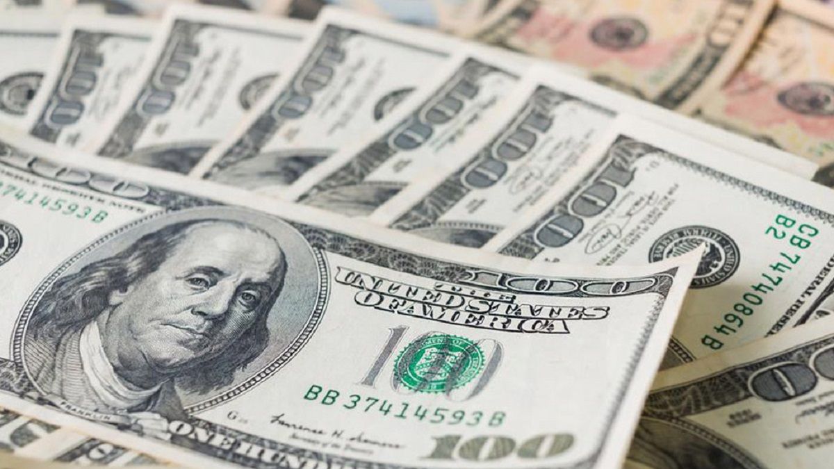 El dólar blue subió a $474 tras las nuevas medidas oficiales