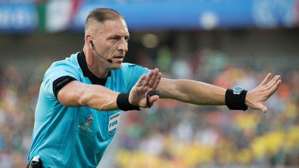 ¡El N°1 es argentino! Néstor Pitana fue elegido como el mejor árbitro ...