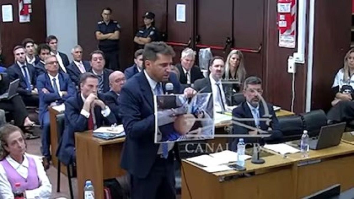 Así murió Maradona, la foto que mostraron en el inicio del juicio