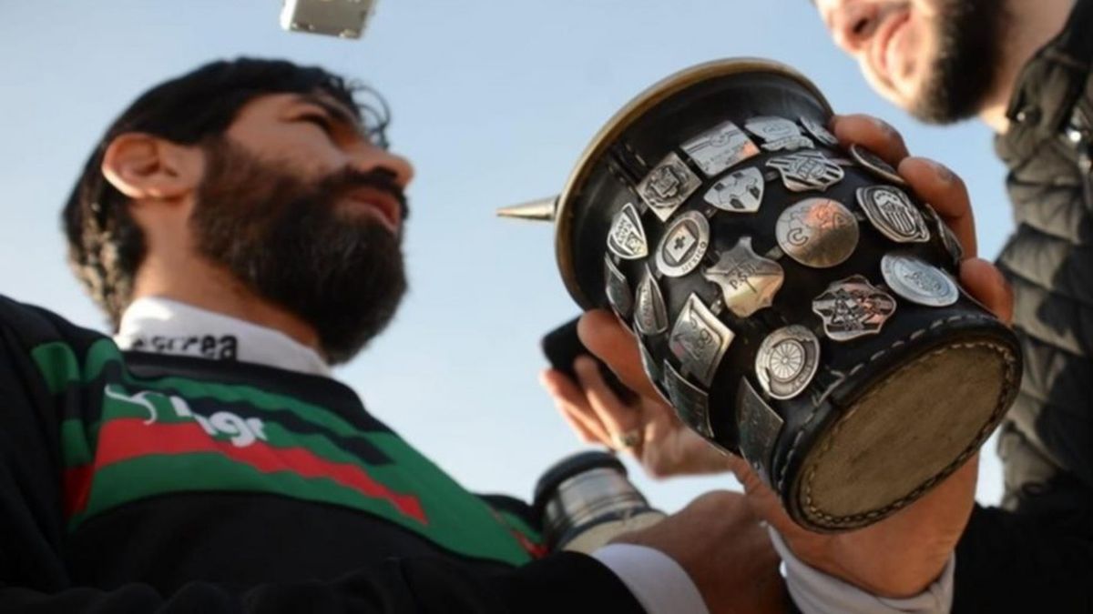 El extravagante mate del Loco Abreu que generó furor en las redes