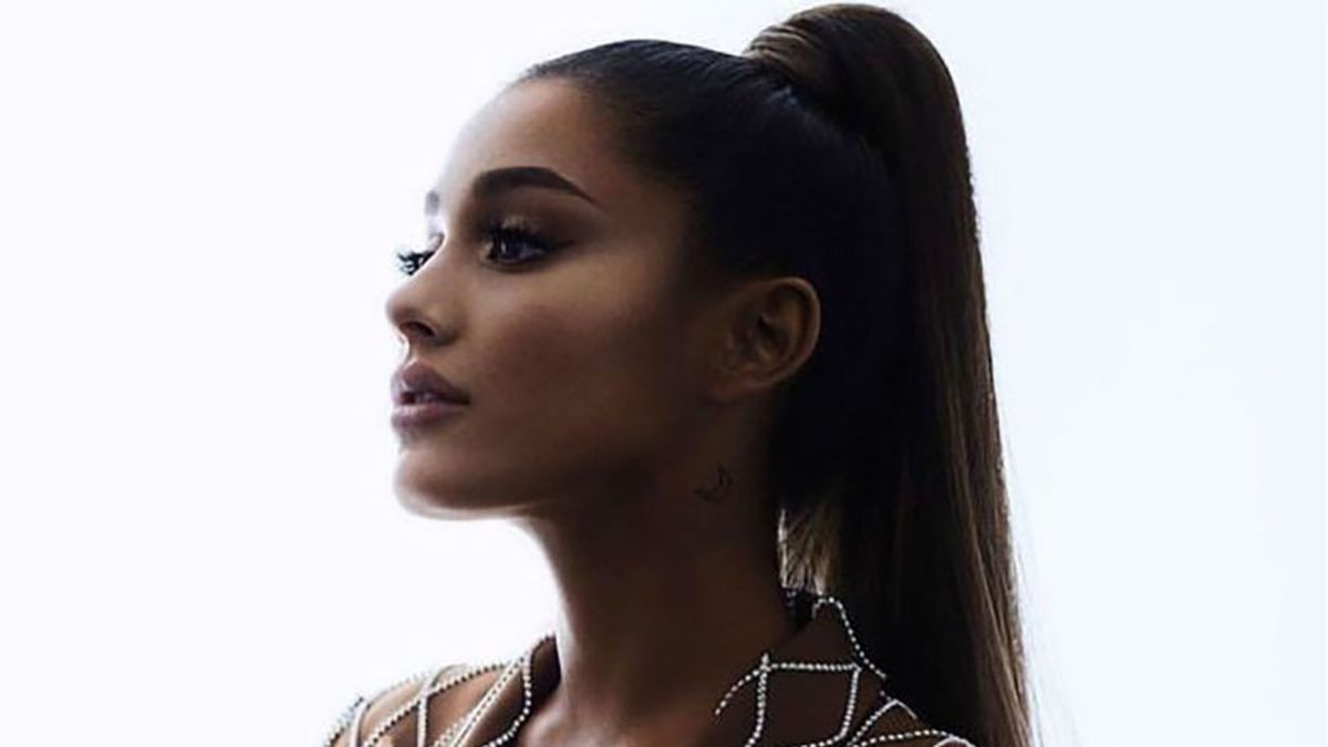 Ariana Grande rechazó una condecoración de la reina Isabel