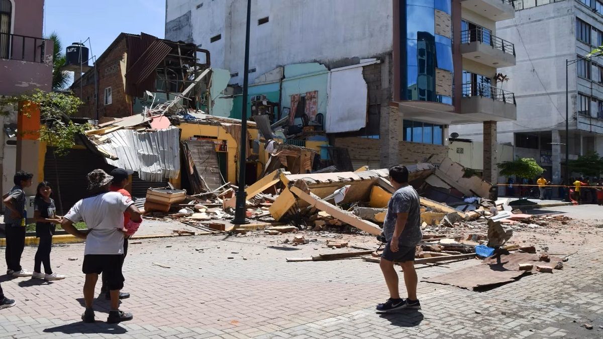 Sismo En Ecuador Y Perú Ya Son 15 Los Muertos Y 400 Los Heridos
