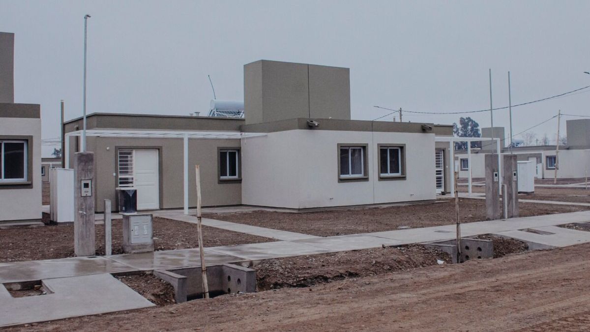 IPV advirtió que no entregará viviendas a nuevos asentados